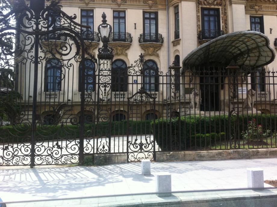 Black man in Bucharest: What’s it like for Africans living in Romania ...